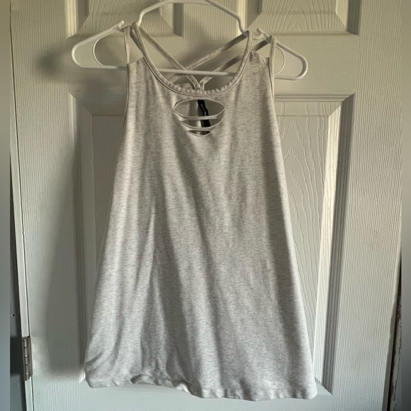 Doe & Rae | Tops | Doe And Rae Tank | Poshmark